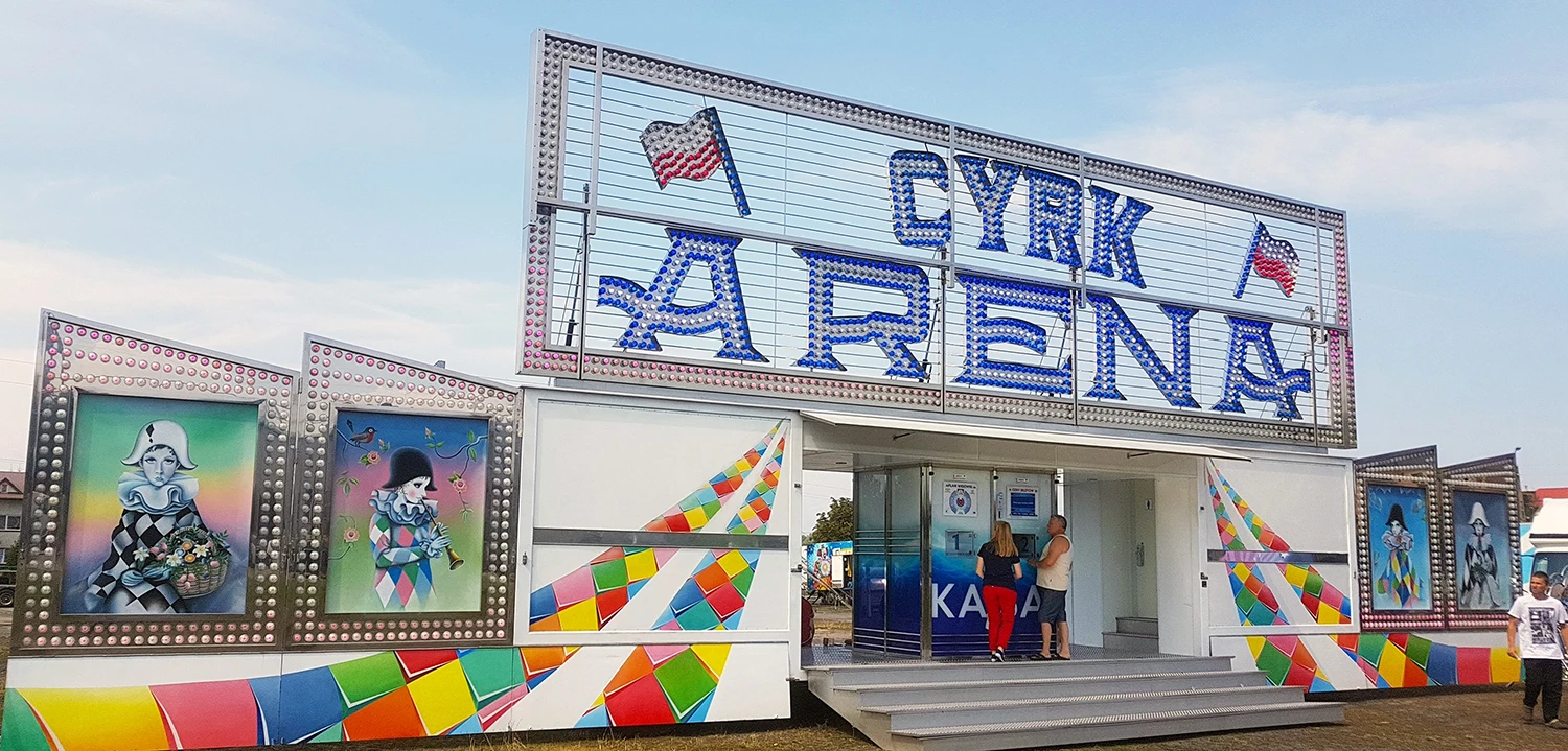 Cyrk Arena