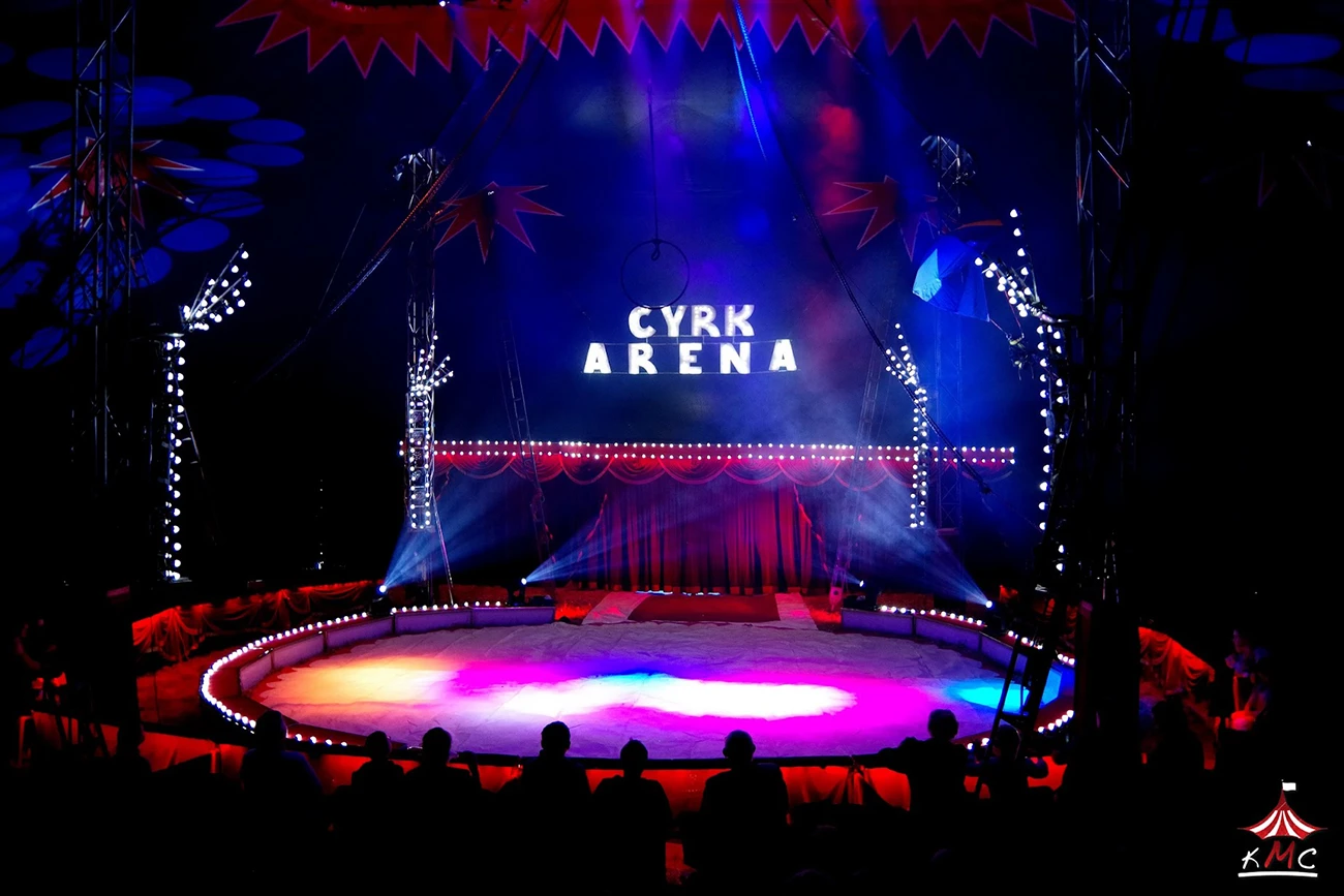 Cyrk Arena